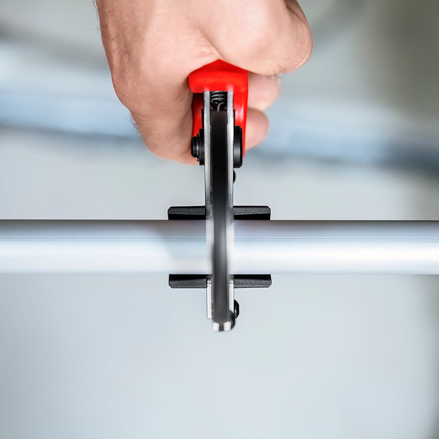 KNIPEX pipe cutter for composite and plastic pipes: